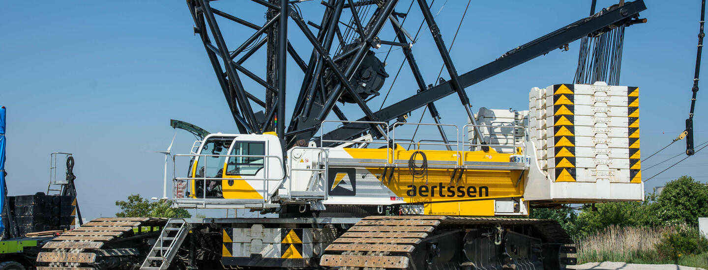 Crawler Cranes | Aertssen